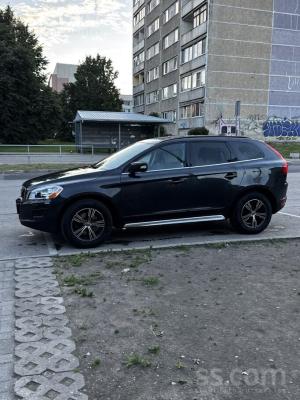 Melns Volvo XC60 2012 Liepāja, ar dzinēja tilpumu 2.00 L un nobraukumu 249 tūkst. km par 10500 €, foto 5 vietnē AUTOMOTO.COM.LV