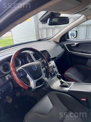 Melns Volvo XC60 2012 Liepāja, ar dzinēja tilpumu 2.00 L un nobraukumu 249 tūkst. km par 10500 €, foto 9 vietnē AUTOMOTO.COM.LV