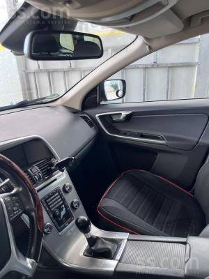 Melns Volvo XC60 2012 Liepāja, ar dzinēja tilpumu 2.00 L un nobraukumu 249 tūkst. km par 10500 €, foto 14 vietnē AUTOMOTO.COM.LV
