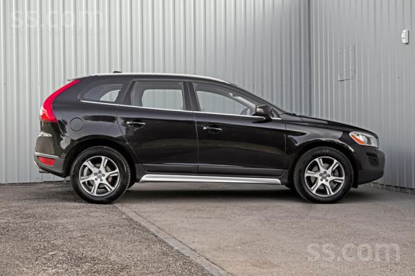 Volvo XC60 2012 in Ogre on AUTOMOTO.COM.LV Black Volvo XC60 2012 in Ogre, with an engine capacity of 2.40 L and mileage of 199 thousand km for 11900 €, photo 7 on AUTOMOTO.COM.LV