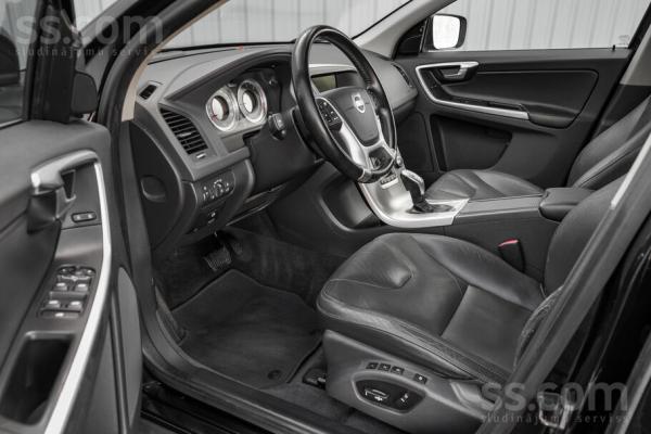 Volvo XC60 2012 in Ogre on AUTOMOTO.COM.LV Black Volvo XC60 2012 in Ogre, with an engine capacity of 2.40 L and mileage of 199 thousand km for 11900 €, photo 9 on AUTOMOTO.COM.LV