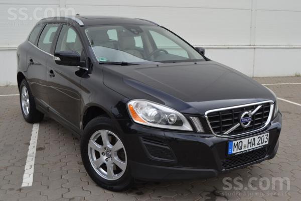 Volvo XC60 2012 Rīga vietnē Melns Volvo XC60 2012 Rīga, ar dzinēja tilpumu 2.40 L un nobraukumu 296 tūkst. km par 9450 €, foto 4 vietnē AUTOMOTO.COM.LV