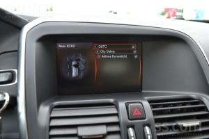 Melns Volvo XC60 2012 Rīga, ar dzinēja tilpumu 2.40 L un nobraukumu 296 tūkst. km par 9450 €, foto 19 vietnē AUTOMOTO.COM.LV