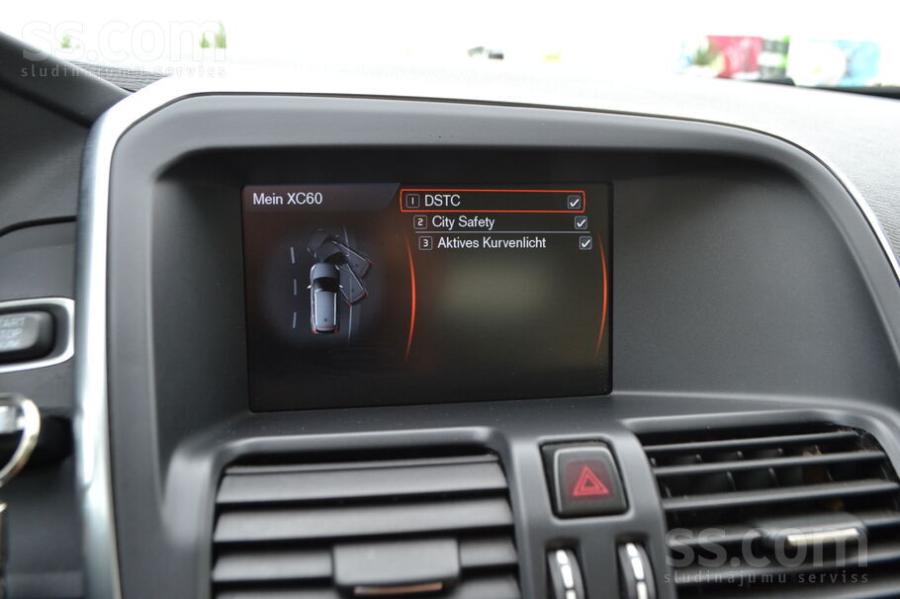 Melns Volvo XC60 2012 Rīga, ar dzinēja tilpumu 2.40 L un nobraukumu 296 tūkst. km par 9450 €, foto 19 vietnē AUTOMOTO.COM.LV