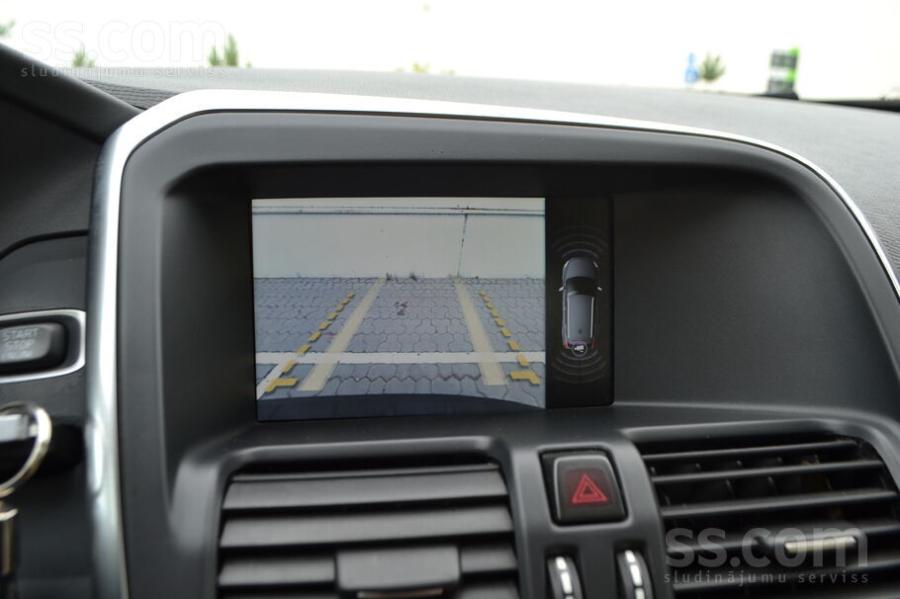 Melns Volvo XC60 2012 Rīga, ar dzinēja tilpumu 2.40 L un nobraukumu 296 tūkst. km par 9450 €, foto 21 vietnē AUTOMOTO.COM.LV