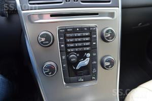 Melns Volvo XC60 2012 Rīga, ar dzinēja tilpumu 2.40 L un nobraukumu 296 tūkst. km par 9450 €, foto 22 vietnē AUTOMOTO.COM.LV
