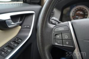 Melns Volvo XC60 2012 Rīga, ar dzinēja tilpumu 2.40 L un nobraukumu 296 tūkst. km par 9450 €, foto 25 vietnē AUTOMOTO.COM.LV
