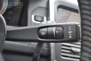 Melns Volvo XC60 2012 Rīga, ar dzinēja tilpumu 2.40 L un nobraukumu 296 tūkst. km par 9450 €, foto 27 vietnē AUTOMOTO.COM.LV