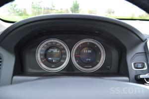 Melns Volvo XC60 2012 Rīga, ar dzinēja tilpumu 2.40 L un nobraukumu 296 tūkst. km par 9450 €, foto 28 vietnē AUTOMOTO.COM.LV