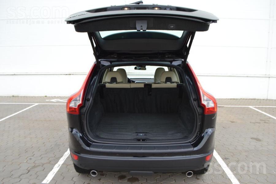 Melns Volvo XC60 2012 Rīga, ar dzinēja tilpumu 2.40 L un nobraukumu 296 tūkst. km par 9450 €, foto 32 vietnē AUTOMOTO.COM.LV