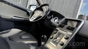 Melns Volvo XC60 2012 Rīga, ar dzinēja tilpumu 2.00 L un nobraukumu 285 tūkst. km par 7250 €, foto 14 vietnē AUTOMOTO.COM.LV