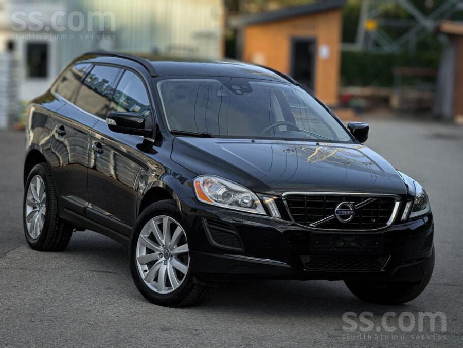 Melns Volvo XC60 2012 Jūrmala, ar dzinēja tilpumu 2.40 L un nobraukumu 0 tūkst. km par 7950 €, foto 1 vietnē AUTOMOTO.COM.LV