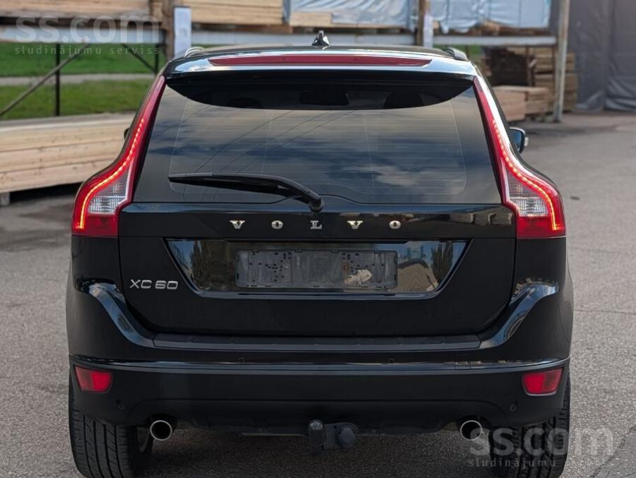 Melns Volvo XC60 2012 Jūrmala, ar dzinēja tilpumu 2.40 L un nobraukumu 0 tūkst. km par 7950 €, foto 7 vietnē AUTOMOTO.COM.LV