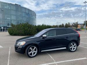 Black Volvo XC60 2012 in Siauliai, with an engine capacity of 2.40 L and mileage of 286 thousand km for 12500 €, photo  on AUTOMOTO.COM.LV