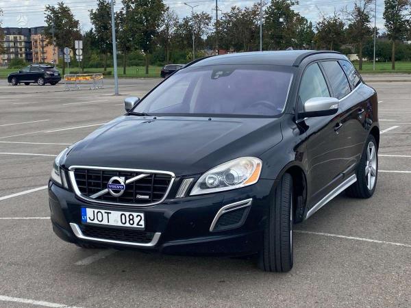 Melns Volvo XC60 2012 Šauļi, ar dzinēja tilpumu 2.40 L un nobraukumu 286 tūkst. km par 12500 €, foto 3 vietnē AUTOMOTO.COM.LV