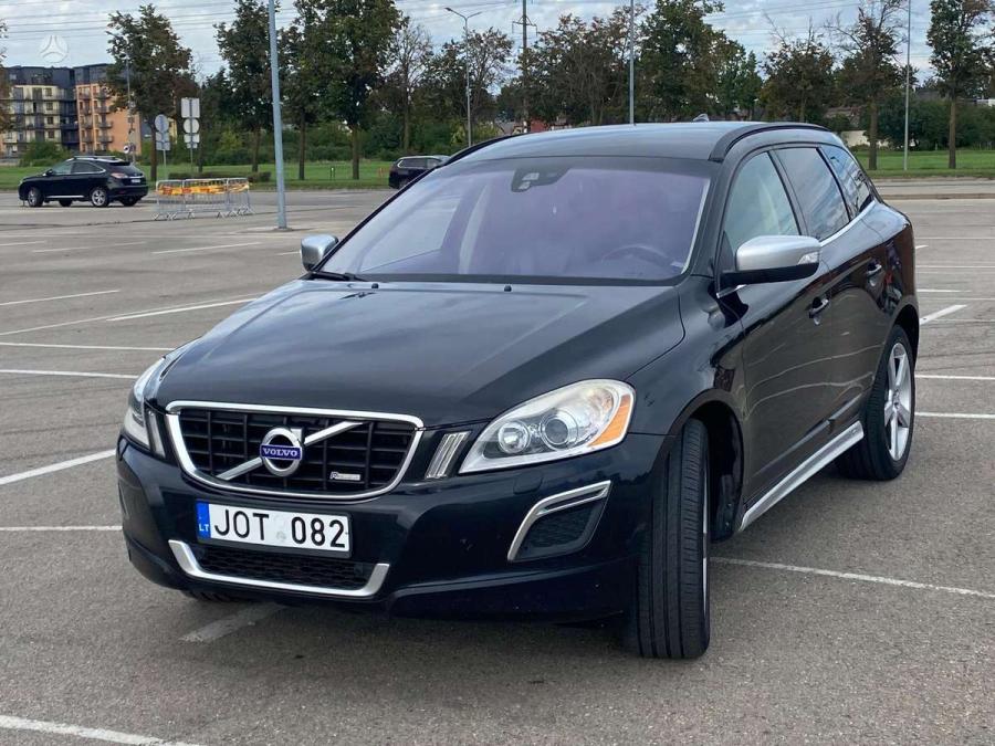Melns Volvo XC60 2012 Šauļi, ar dzinēja tilpumu 2.40 L un nobraukumu 286 tūkst. km par 12500 €, foto 3 vietnē AUTOMOTO.COM.LV