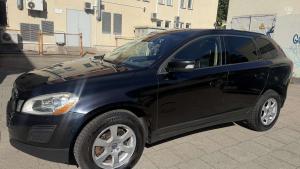 Black Volvo XC60 2012 in Vilnius, with an engine capacity of 1.98 L and mileage of 466 thousand km for 5800 €, photo 4 on AUTOMOTO.COM.LV