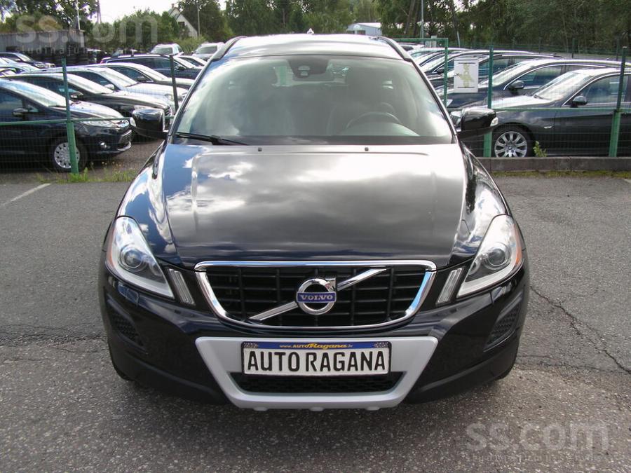 Black Volvo XC60 2012 in Riga, with an engine capacity of 2.00 L and mileage of 0 thousand km for 10750 €, photo 6 on AUTOMOTO.COM.LV