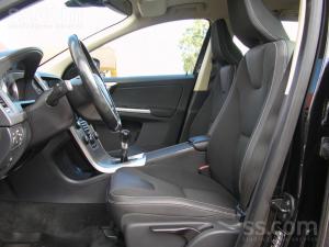 Black Volvo XC60 2012 in Riga, with an engine capacity of 2.00 L and mileage of 0 thousand km for 10750 €, photo 20 on AUTOMOTO.COM.LV