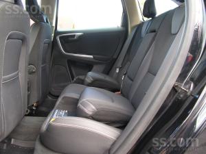 Black Volvo XC60 2012 in Riga, with an engine capacity of 2.00 L and mileage of 0 thousand km for 10750 €, photo 22 on AUTOMOTO.COM.LV