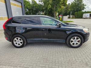 Melns Volvo XC60 2012 Kretinga, ar dzinēja tilpumu 3.20 L un nobraukumu 350 tūkst. km par 8400 €, foto 5 vietnē AUTOMOTO.COM.LV