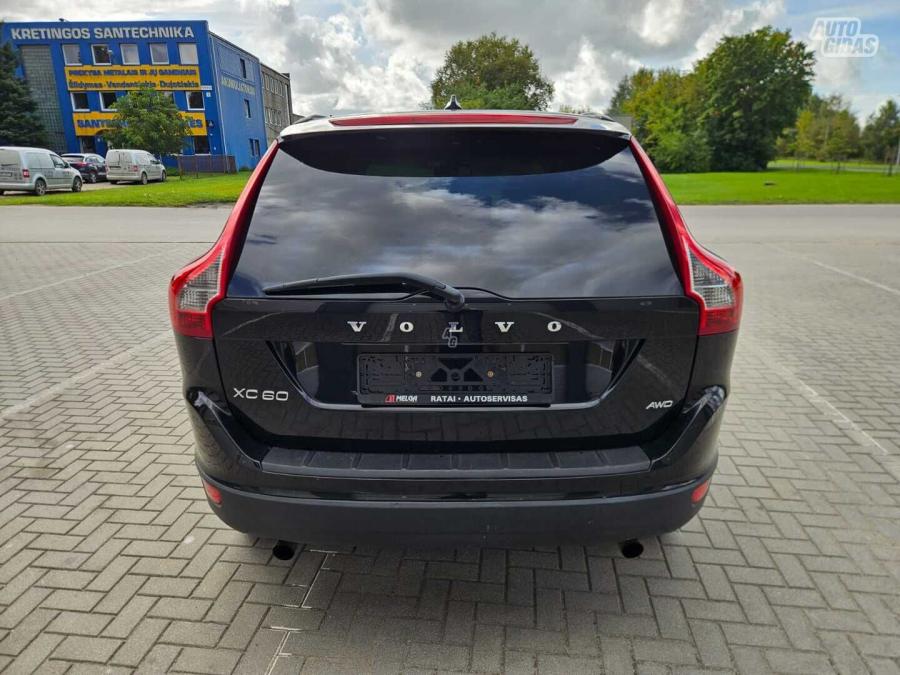 Melns Volvo XC60 2012 Kretinga, ar dzinēja tilpumu 3.20 L un nobraukumu 350 tūkst. km par 8400 €, foto 8 vietnē AUTOMOTO.COM.LV