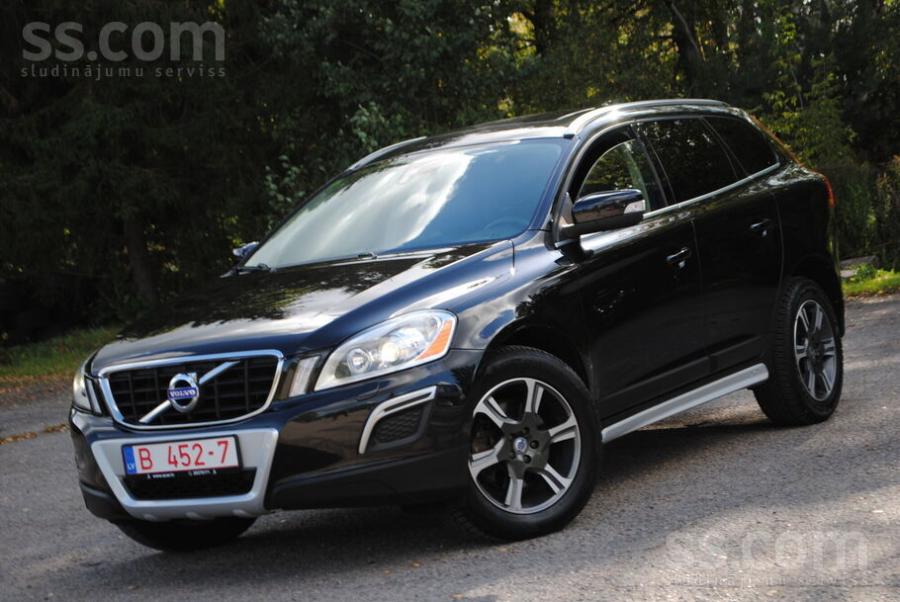 Black Volvo XC60 2012 in Riga, with an engine capacity of 2.40 L and mileage of 302 thousand km for 9990 €, photo 5 on AUTOMOTO.COM.LV
