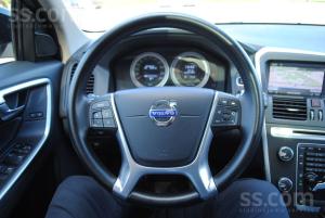 Black Volvo XC60 2012 in Riga, with an engine capacity of 2.40 L and mileage of 302 thousand km for 9990 €, photo 23 on AUTOMOTO.COM.LV