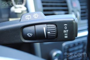 Black Volvo XC60 2012 in Riga, with an engine capacity of 2.40 L and mileage of 302 thousand km for 9990 €, photo 25 on AUTOMOTO.COM.LV
