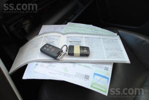 Black Volvo XC60 2012 in Riga, with an engine capacity of 2.40 L and mileage of 302 thousand km for 9990 €, photo 32 on AUTOMOTO.COM.LV