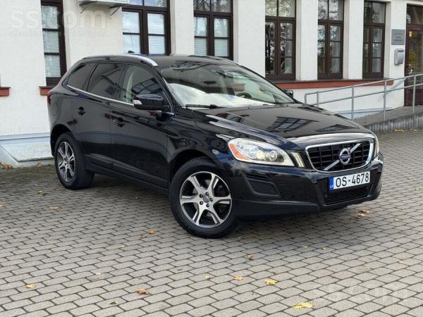 Melns Volvo XC60 2012 Jelgava, ar dzinēja tilpumu 2.40 L un nobraukumu 276 tūkst. km par 9900 €, foto 3 vietnē AUTOMOTO.COM.LV