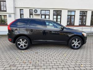 Черный Вольво ХС60 2012 в Елгава, объемом двигателя 2.40 л и пробегом 276 тыс. км за 9900 €, фото 6 на AUTOMOTO.COM.LV