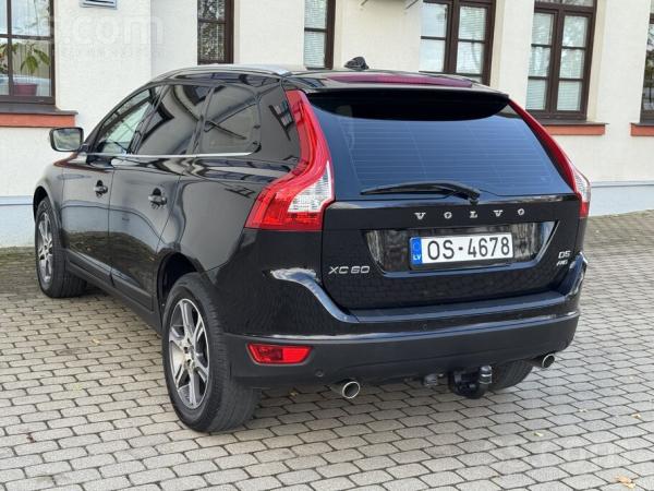Melns Volvo XC60 2012 Jelgava, ar dzinēja tilpumu 2.40 L un nobraukumu 276 tūkst. km par 9900 €, foto 7 vietnē AUTOMOTO.COM.LV