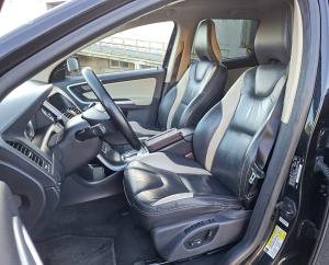 Black Volvo XC60 2012 in Siauliai, with an engine capacity of 3.20 L and mileage of 280 thousand km for 6000 €, photo 11 on AUTOMOTO.COM.LV