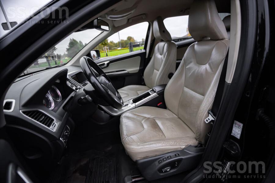 Melns Volvo XC60 2012 Jelgava, ar dzinēja tilpumu 2.40 L un nobraukumu 317 tūkst. km par 7500 €, foto 8 vietnē AUTOMOTO.COM.LV