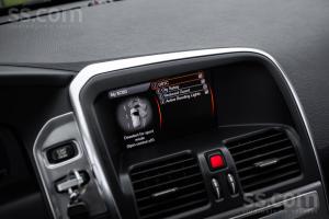 Melns Volvo XC60 2012 Jelgava, ar dzinēja tilpumu 2.40 L un nobraukumu 317 tūkst. km par 7500 €, foto 19 vietnē AUTOMOTO.COM.LV