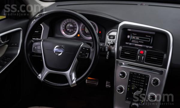 Volvo XC60 2012 Jelgava vietnē Melns Volvo XC60 2012 Jelgava, ar dzinēja tilpumu 2.40 L un nobraukumu 317 tūkst. km par 7500 €, foto 9 vietnē AUTOMOTO.COM.LV