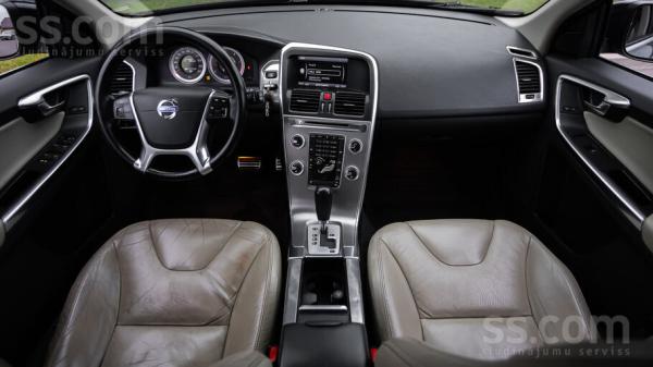 Volvo XC60 2012 Jelgava vietnē Melns Volvo XC60 2012 Jelgava, ar dzinēja tilpumu 2.40 L un nobraukumu 317 tūkst. km par 7500 €, foto 10 vietnē AUTOMOTO.COM.LV