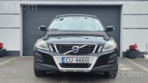 Melns Volvo XC60 2012 Dobele, ar dzinēja tilpumu 2.40 L un nobraukumu 393 tūkst. km par 7200 €, foto  vietnē AUTOMOTO.COM.LV