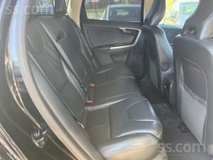 Black Volvo XC60 2013 in Valmiera, with an engine capacity of 2.00 L and mileage of 310 thousand km for 9450 €, photo 9 on AUTOMOTO.COM.LV