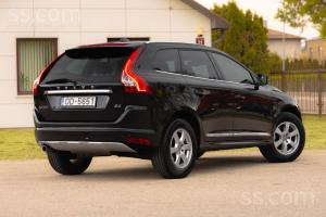 Melns Volvo XC60 2013 Jelgava, ar dzinēja tilpumu 2.40 L un nobraukumu 0 tūkst. km par 10999 €, foto 6 vietnē AUTOMOTO.COM.LV
