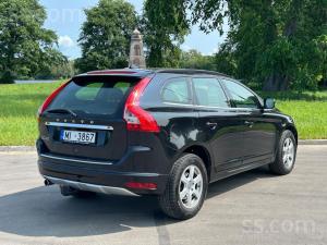 Black Volvo XC60 2013 in Riga, with an engine capacity of 2.00 L and mileage of 305 thousand km for 8350 €, photo 6 on AUTOMOTO.COM.LV