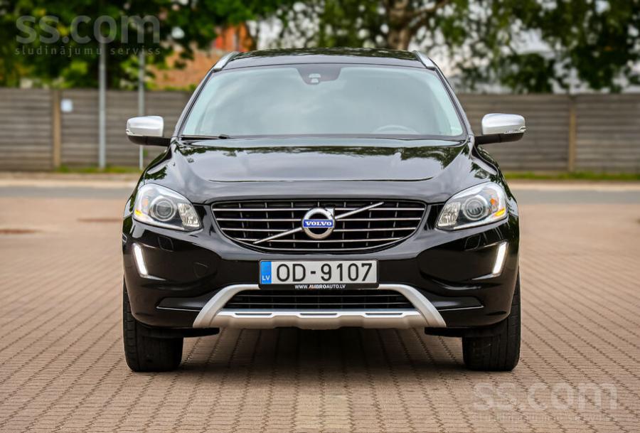 Melns Volvo XC60 2013 Jelgava, ar dzinēja tilpumu 2.00 L un nobraukumu 0 tūkst. km par 11500 €, foto 2 vietnē AUTOMOTO.COM.LV