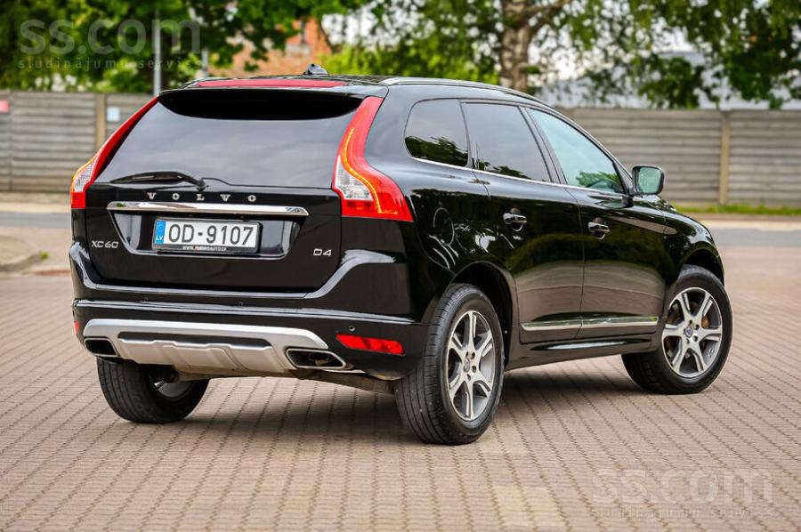 Melns Volvo XC60 2013 Jelgava, ar dzinēja tilpumu 2.00 L un nobraukumu 0 tūkst. km par 11500 €, foto 5 vietnē AUTOMOTO.COM.LV