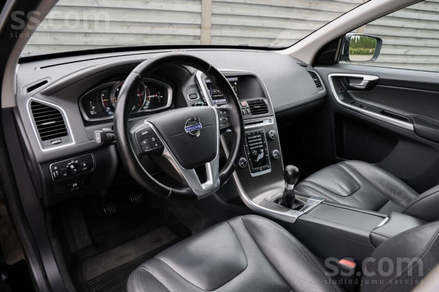 Melns Volvo XC60 2013 Jelgava, ar dzinēja tilpumu 2.00 L un nobraukumu 0 tūkst. km par 11500 €, foto 10 vietnē AUTOMOTO.COM.LV