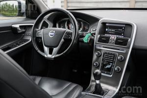 Melns Volvo XC60 2013 Jelgava, ar dzinēja tilpumu 2.00 L un nobraukumu 0 tūkst. km par 11500 €, foto 16 vietnē AUTOMOTO.COM.LV