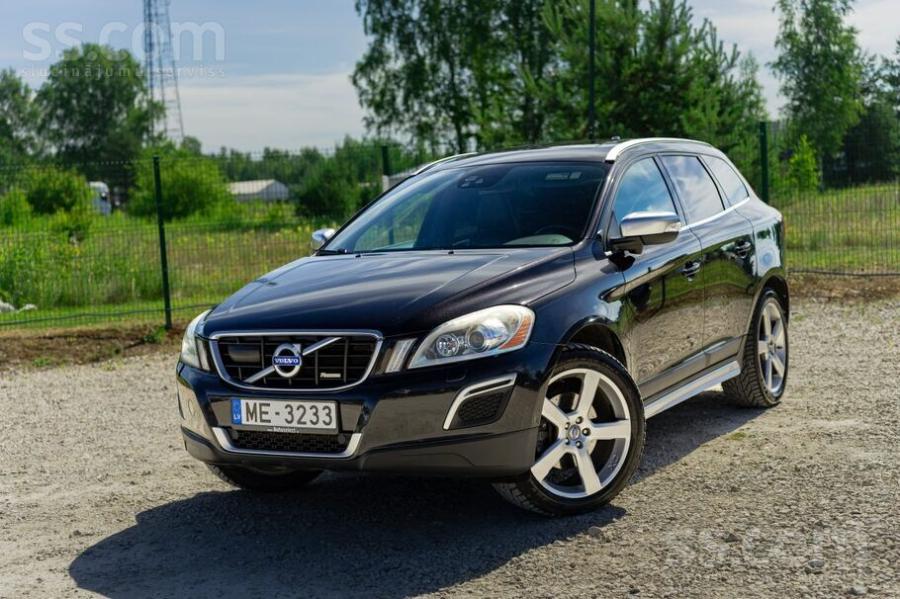 Melns Volvo XC60 2013 Rīga, ar dzinēja tilpumu 3.00 L un nobraukumu 0 tūkst. km par 11990 €, foto 1 vietnē AUTOMOTO.COM.LV