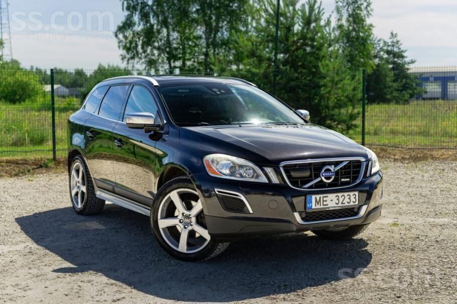Melns Volvo XC60 2013 Rīga, ar dzinēja tilpumu 3.00 L un nobraukumu 0 tūkst. km par 11990 €, foto 3 vietnē AUTOMOTO.COM.LV