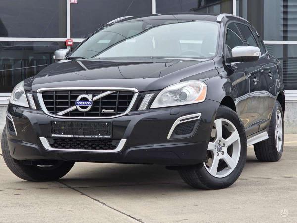 Black Volvo XC60 2013 in Vilnius, with an engine capacity of 1.98 L and mileage of 249 thousand km for 10900 €, photo 4 on AUTOMOTO.COM.LV