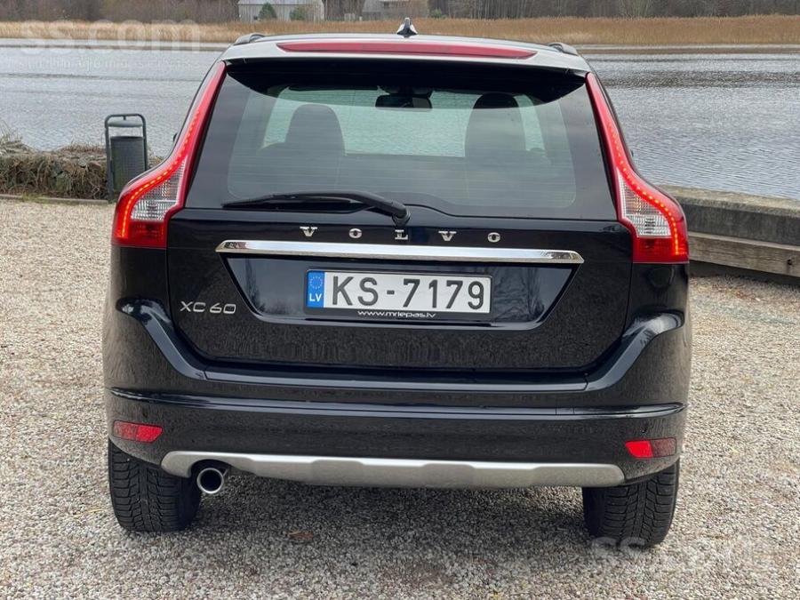 Melns Volvo XC60 2013 Jūrmala, ar dzinēja tilpumu 2.00 L un nobraukumu 279 tūkst. km par 10700 €, foto 4 vietnē AUTOMOTO.COM.LV